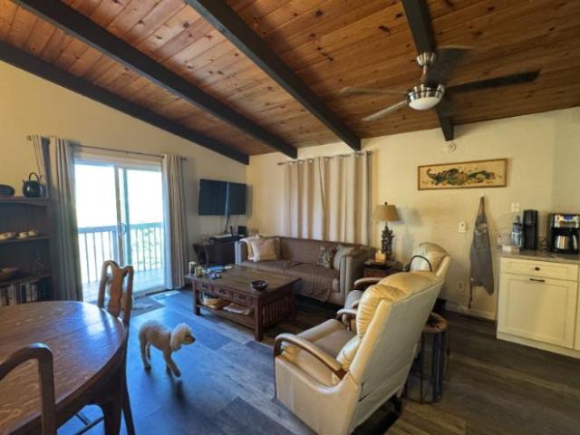 3 Br, 2 bath, Townhouse/Brownstone/RowHouse 23256 Lone Pine Dr