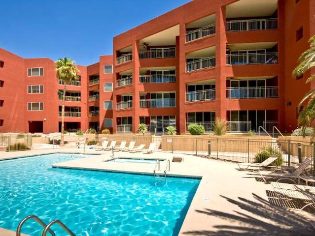 3 Br, 2 bath, Townhouse/Brownstone/RowHouse 251 Moser