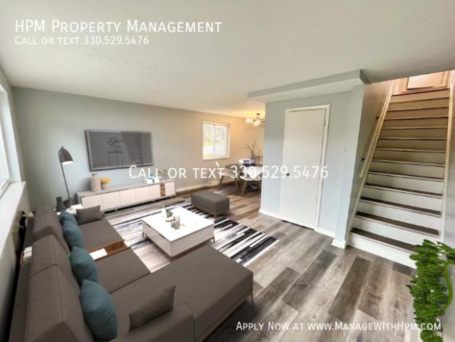 3 Br, 2 bath, Townhouse/Brownstone/RowHouse 2868 Noble Rd