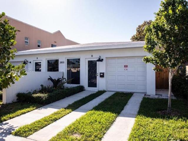 3 Br, 2 bath, Townhouse/Brownstone/RowHouse 2800 SW 4 Street