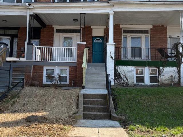 3 Br, 2 bath, Townhouse/Brownstone/RowHouse 2817 Winchester St