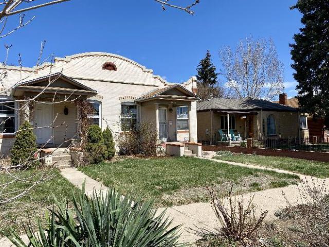 3 Br, 2 bath, Townhouse/Brownstone/RowHouse 2965 West Denver Place