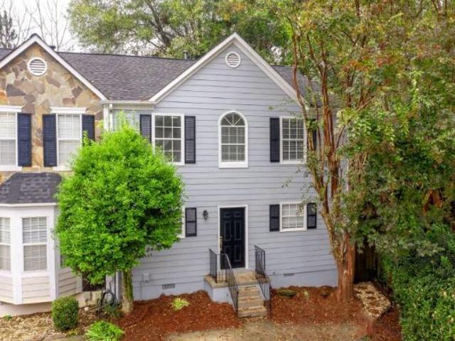 3 Br, 2 bath, Townhouse/Brownstone/RowHouse 3036 Regal Park Ct