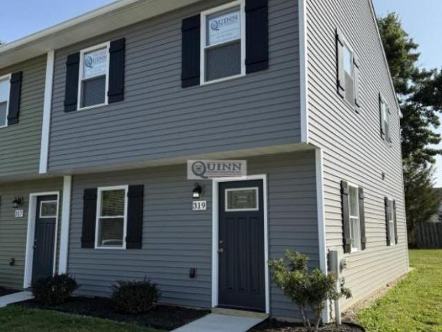 3 Br, 2 bath, Townhouse/Brownstone/RowHouse 319 Willow Drive