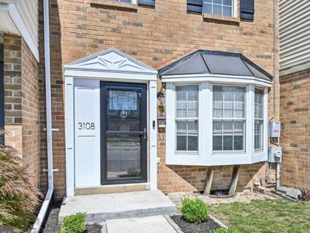 3 Br, 2 bath, Townhouse/Brownstone/RowHouse 3108 Ruby Dr
