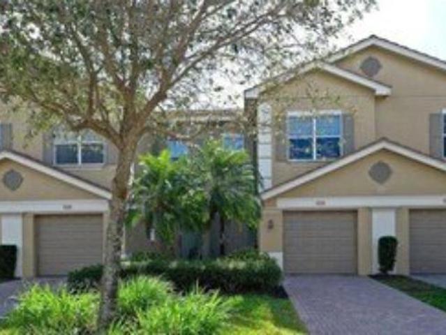3 Br, 2 bath, Townhouse/Brownstone/RowHouse 3230 Cottonwood Bend