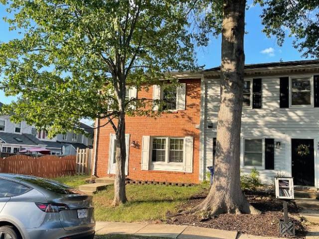3 Br, 2 bath, Townhouse/Brownstone/RowHouse 338 Nansemond St SE