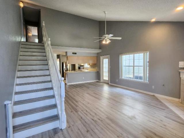 3 Br, 2 bath, Townhouse/Brownstone/RowHouse 3468 Daylily Lane