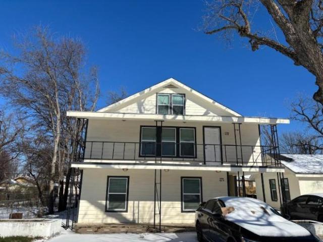 3 Br, 2 bath, Townhouse/Brownstone/RowHouse 3725 Avenue N