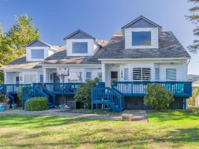 3 Br, 2 bath, Townhouse/Brownstone/RowHouse 3979 Ne Johns Ave