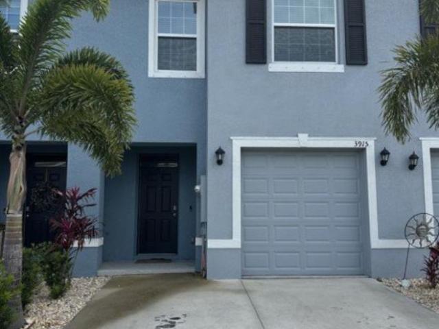 3 Br, 2 bath, Townhouse/Brownstone/RowHouse 3915 Goldheart Blvd