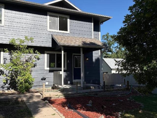 3 Br, 2 bath, Townhouse/Brownstone/RowHouse 414 N Meldrum