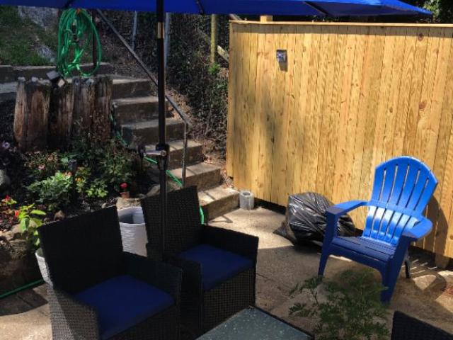3 Br, 2 bath, Townhouse/Brownstone/RowHouse 422 S Chapel Gate Ln