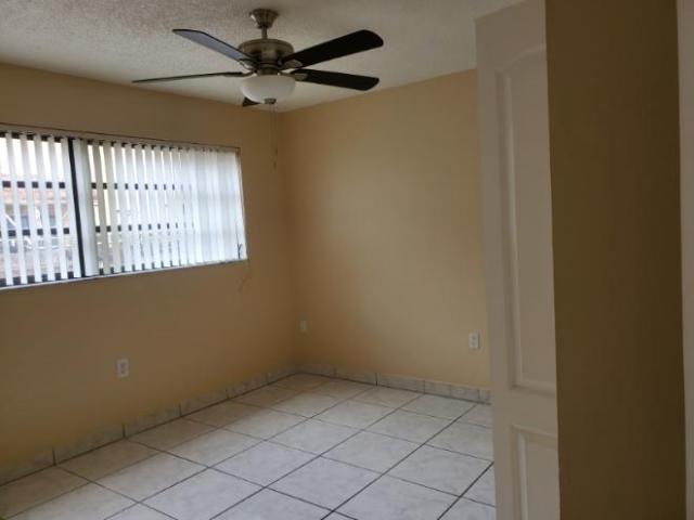 3 Br, 2 bath, Townhouse/Brownstone/RowHouse 43 St