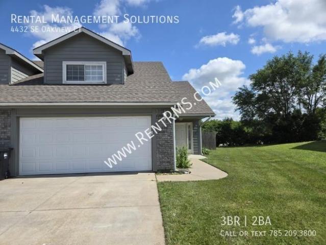3 Br, 2 bath, Townhouse/Brownstone/RowHouse 4432 SE Oakview Ct