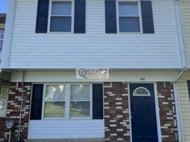 3 Br, 2 bath, Townhouse/Brownstone/RowHouse 44 Willow Court