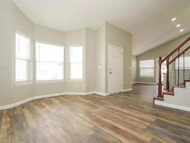 3 Br, 2 bath, Townhouse/Brownstone/RowHouse 4782 Blackhawk Way