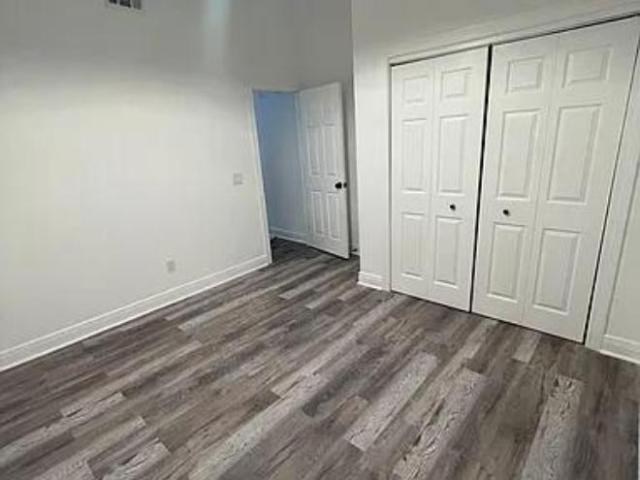 3 Br, 2 bath, Townhouse/Brownstone/RowHouse 505 E 24th Street