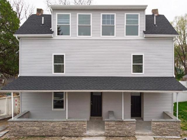 3 Br, 2 bath, Townhouse/Brownstone/RowHouse 520 East Ave
