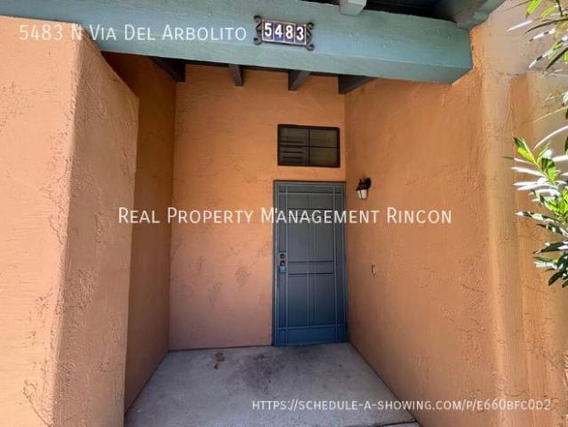 3 Br, 2 bath, Townhouse/Brownstone/RowHouse 5483 N Via Del Arbolito