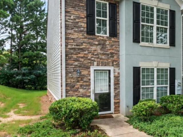 3 Br, 2 bath, Townhouse/Brownstone/RowHouse 5619 Union Pointe Dr