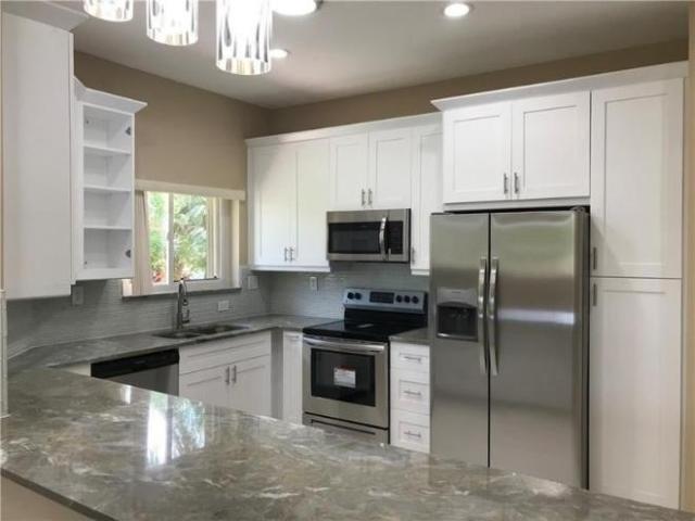3 Br, 2 bath, Townhouse/Brownstone/RowHouse 5766 NW 127th Terrace