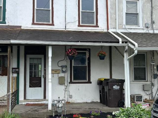 3 Br, 2 bath, Townhouse/Brownstone/RowHouse 629 Summit St