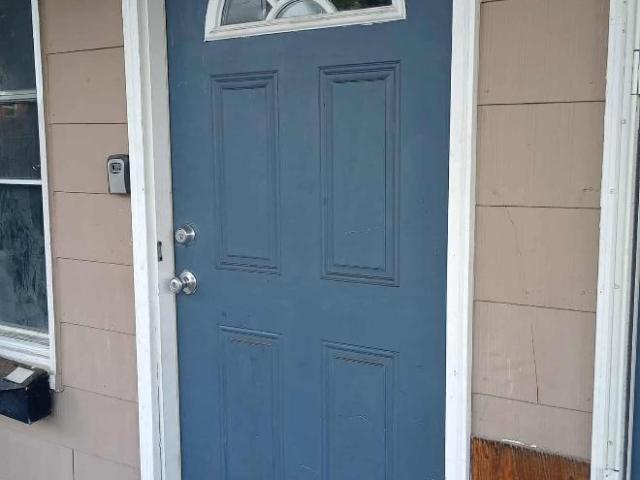 3 Br, 2 bath, Townhouse/Brownstone/RowHouse 62 Broadway