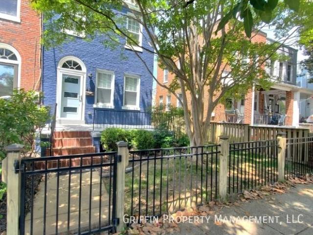 3 Br, 2 bath, Townhouse/Brownstone/RowHouse 6302 7th St NW