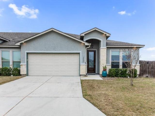 3 Br, 2 bath, Townhouse/Brownstone/RowHouse 7454 Seal Beach Court