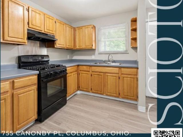 3 Br, 2 bath, Townhouse/Brownstone/RowHouse 755 Canonby Pl