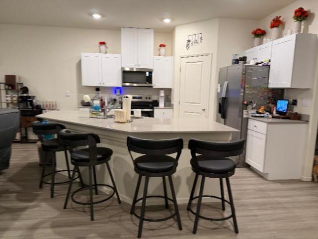 3 Br, 2 bath, Townhouse/Brownstone/RowHouse 7875 Pandora Sky St