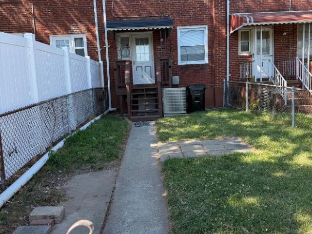 3 Br, 2 bath, Townhouse/Brownstone/RowHouse 7926 Kavanagh Rd