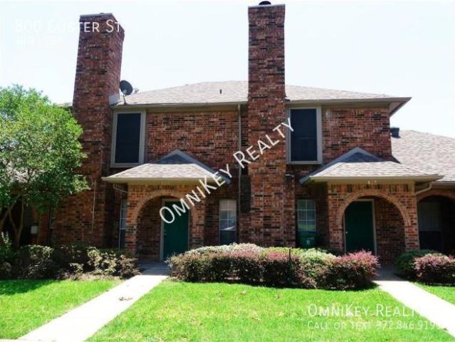 3 Br, 2 bath, Townhouse/Brownstone/RowHouse 800 Custer St