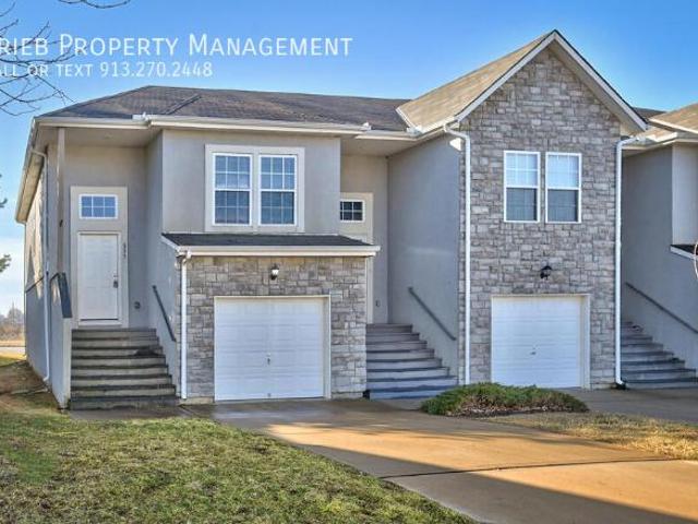 3 Br, 2 bath, Townhouse/Brownstone/RowHouse 803 S Woodson Ct