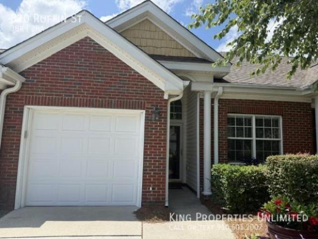 3 Br, 2 bath, Townhouse/Brownstone/RowHouse 810 Ruffin St