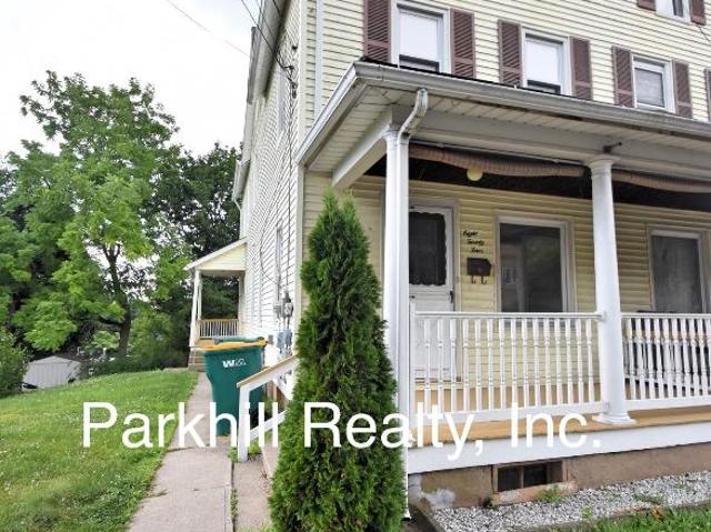 3 Br, 2 bath, Townhouse/Brownstone/RowHouse 824 William Street