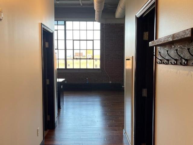3 Br, 2 bath, Apartment 100 Walnut Street