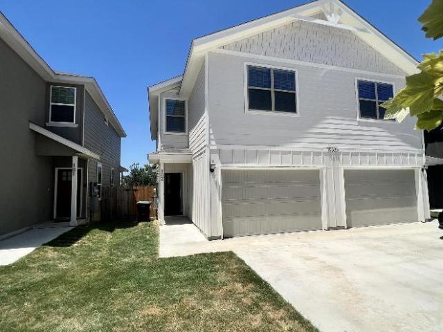 3 Br, 2 bath, Apartment 10335 Lynwood Creek