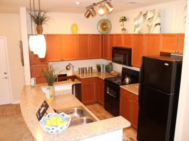 3 Br, 2 bath, Apartment 1150 Baxter Ln