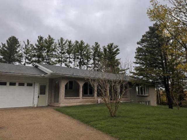 3 Br, 2 bath, Apartment 1170 Bethel Road