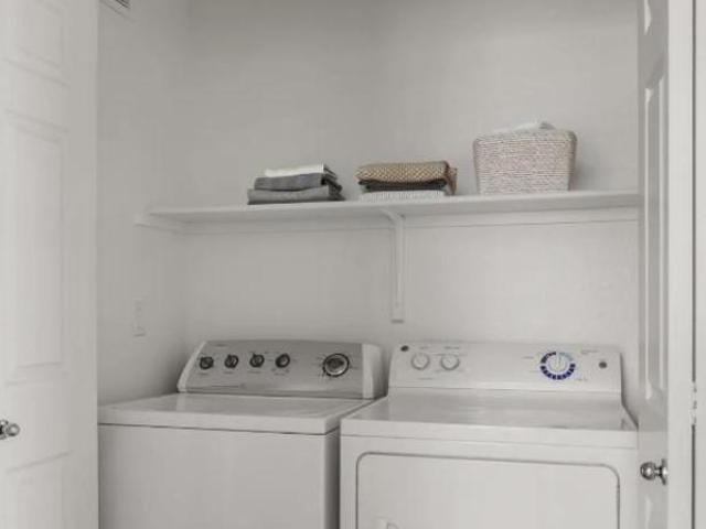 3 Br, 2 bath, Apartment 1100 N Priest Dr