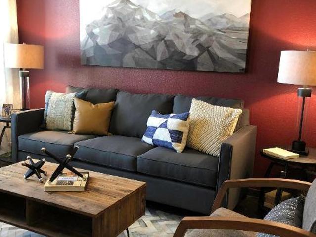 3 Br, 2 bath, Apartment 11320 New Voyager Hts