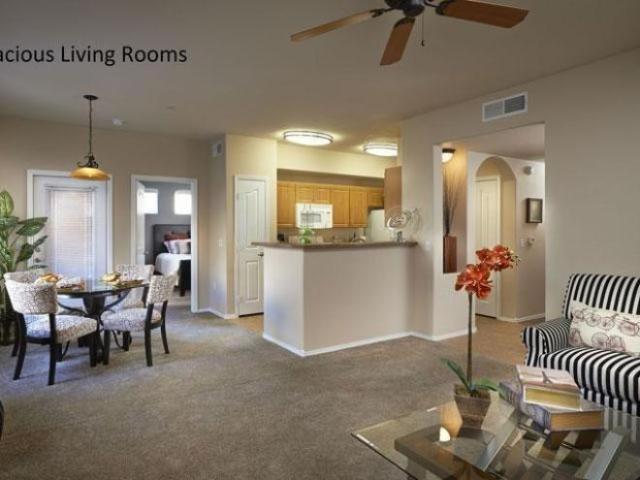 3 Br, 2 bath, Apartment 12115 W Van Buren St