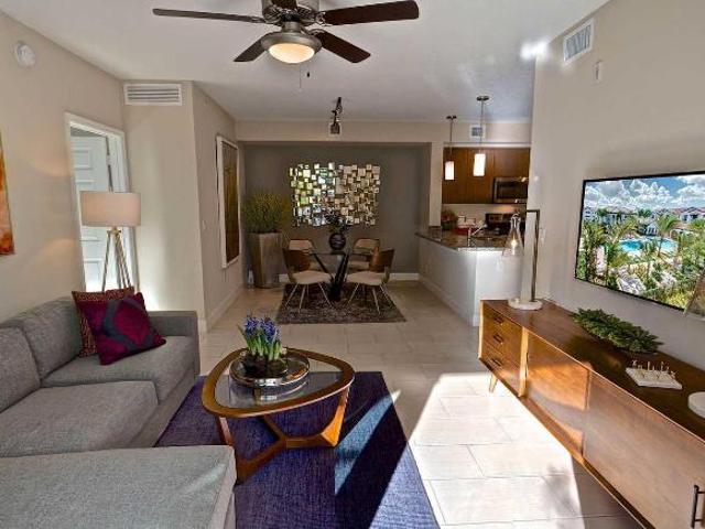 3 Br, 2 bath, Apartment 12121 SW 43rd Street