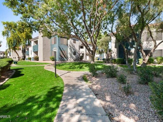 3 Br, 2 bath, Apartment 13625 S 48th Street