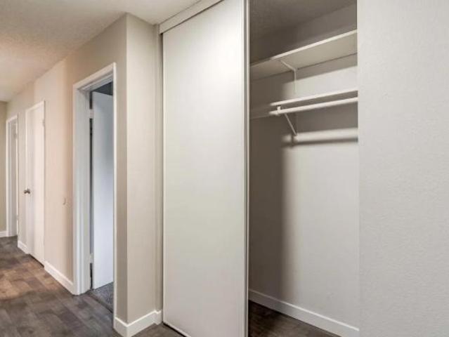 3 Br, 2 bath, Apartment 13643 SW Electric St