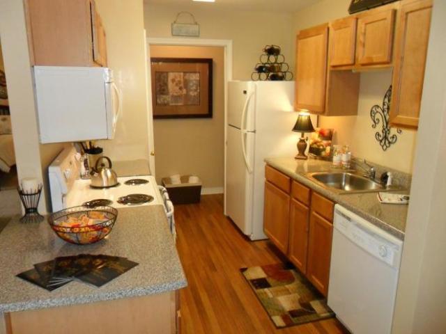 3 Br, 2 bath, Apartment 147 98th Place Blvd