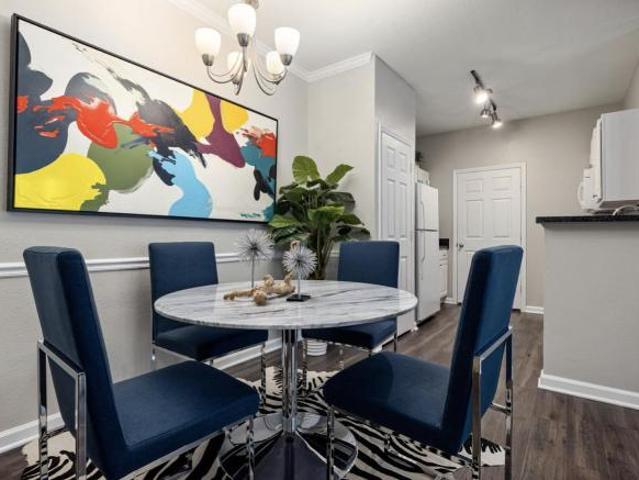 3 Br, 2 bath, Apartment 14114 Chriswick House Ln