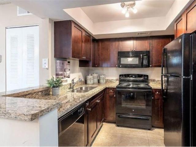 3 Br, 2 bath, Apartment 1599 NW 91st Avenue